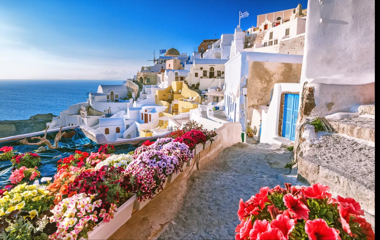 Greece Signals the End of Europe’s Buy-Property Migration Era ...